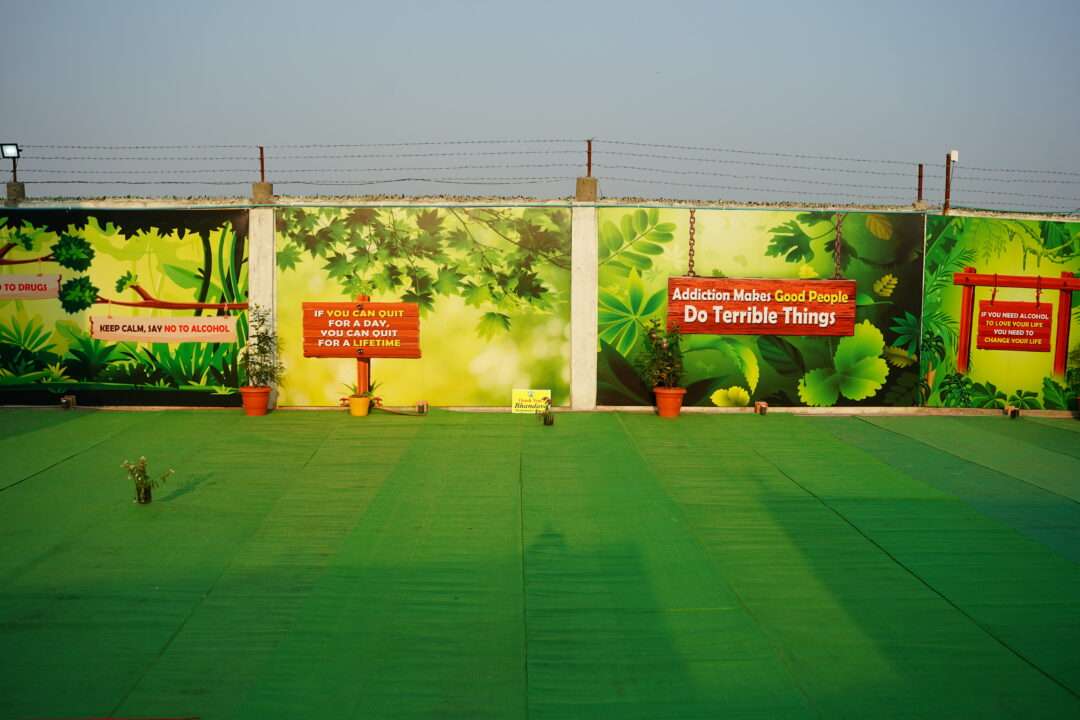 Best Vyasan Mukti Kendra - 9575301136 | 100% Recovery Rate